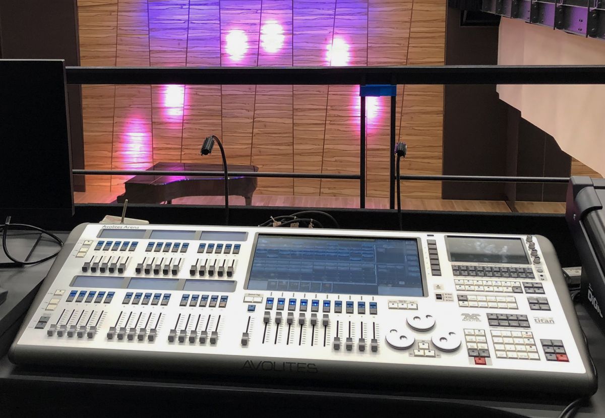 Titan Mobile | Avolites